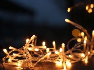 How Many Feet of String Lights Do I Need? | Lights Den