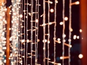 How Many Feet of String Lights Do I Need? | Lights Den